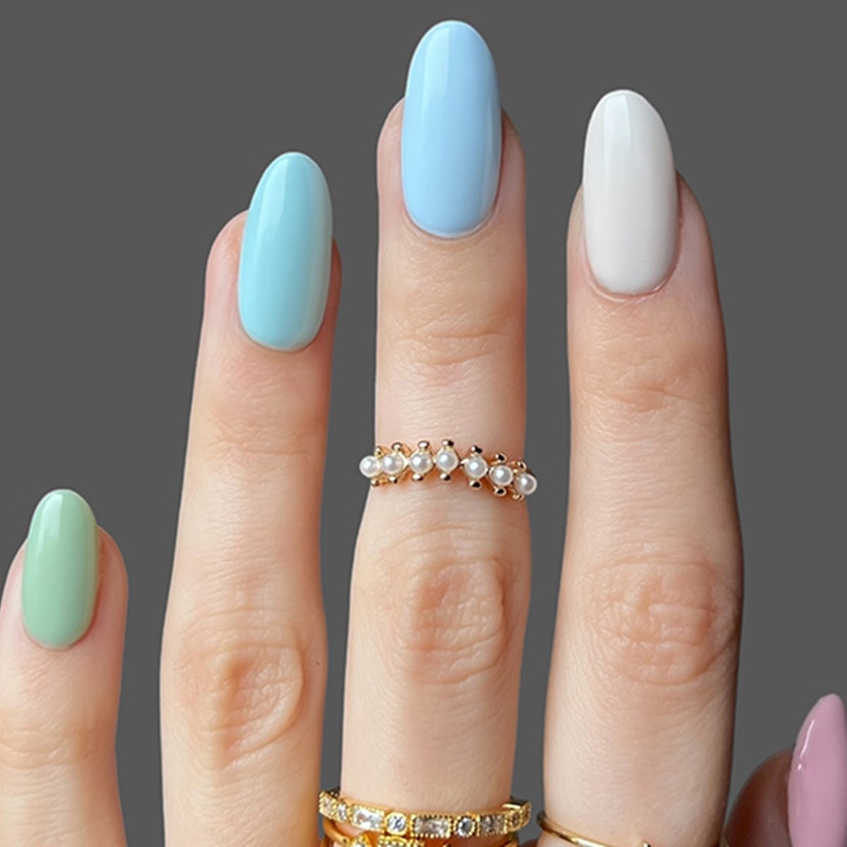 Proljetni nokti: ovo je devet najpopularnijih boja i dizajna noktiju