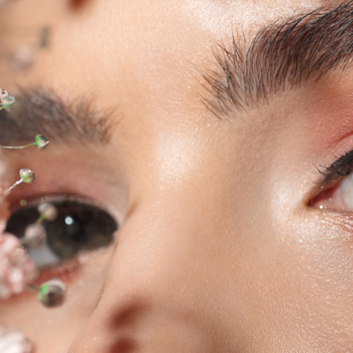 Ovo su trendovi za make up 2025.